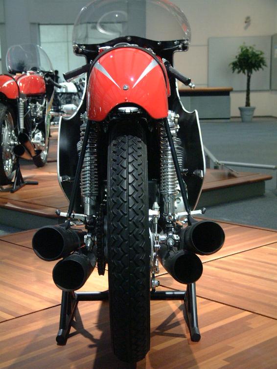 Honda-RC 172